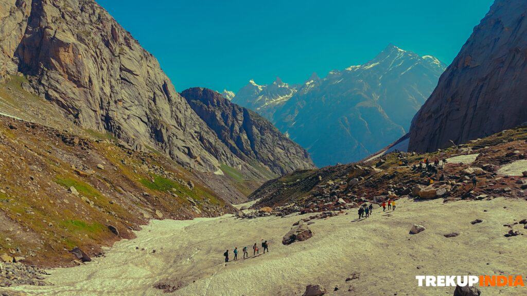 Discover the Magic of Hampta Pass: The Best Monsoon Trek | Trekup India